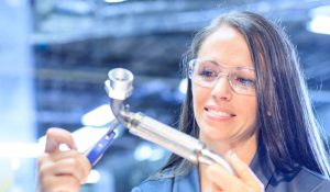 اسمیتس (Smiths) - Companext